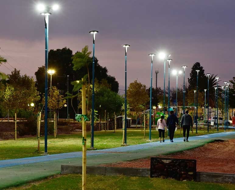Godoy Cruz reconvirtió la iluminación a led en 26 parques y plazas ...